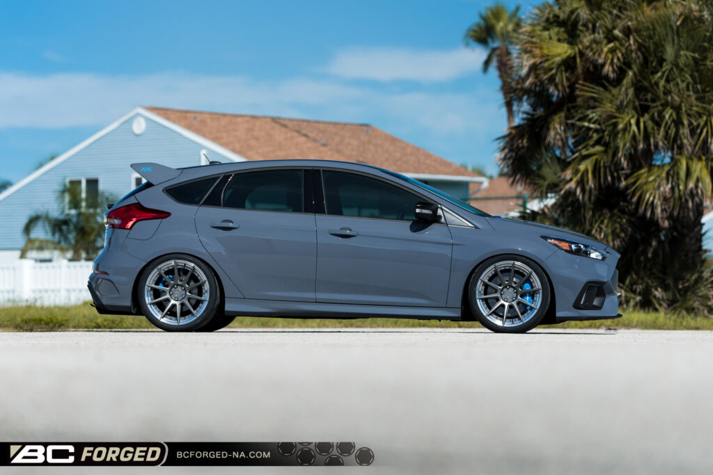 JASON’S FORD FOCUS RS – 19X9.5″ HCS04S W/ 265/30/19 R888R - BC Forged NA