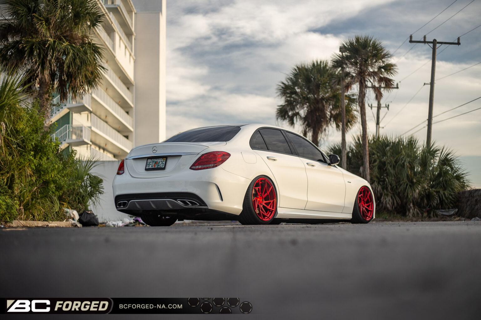NEEKIT’S MERCEDES BENZ W205 C43 AMG – 19″ HCA222 - BC Forged NA