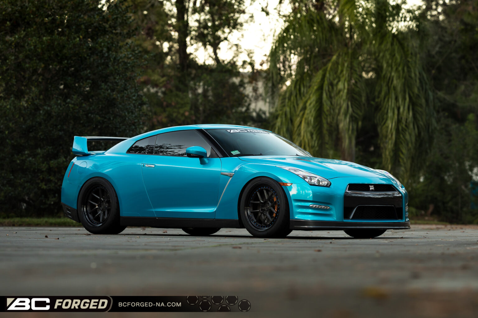 RONALD’S NISSAN GTR – 20″ MLE52 - BC Forged NA