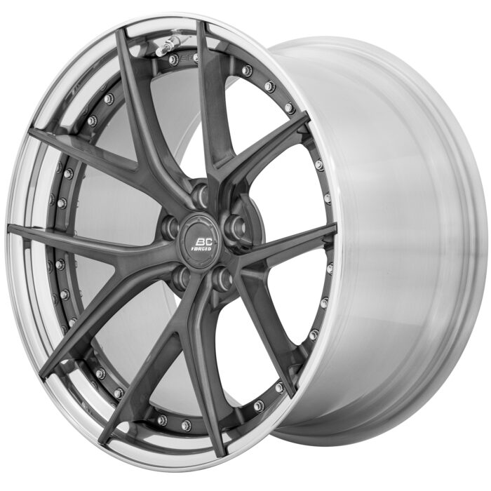 BC Forged HCS71 - Custom-built two-piece modular wheels